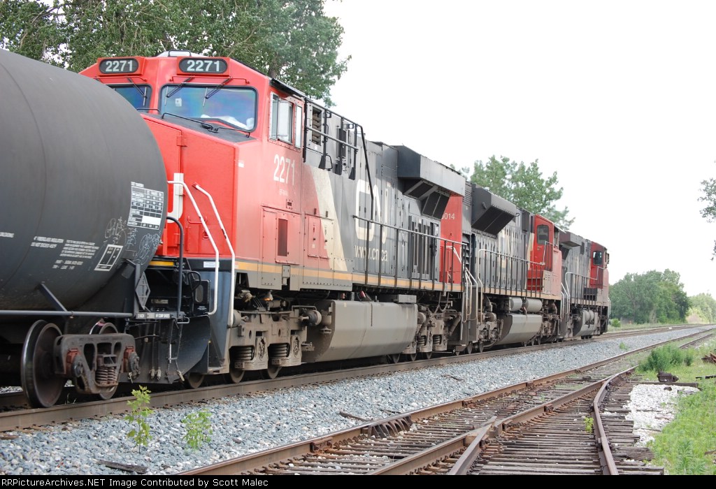 CN 2572, 8014 & 2271